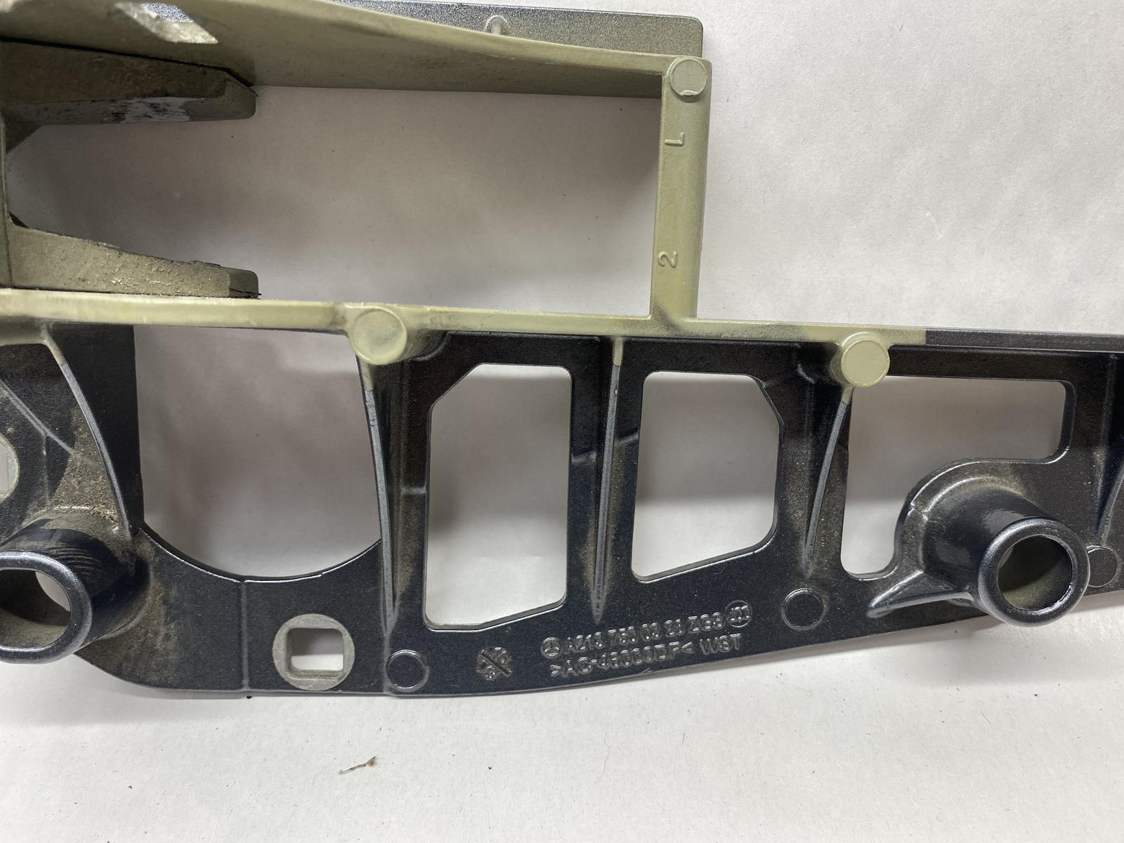 MERCEDES-BENZ E W213 Rear Left Side Bootlid Hinge Bracket A2137500328 ...