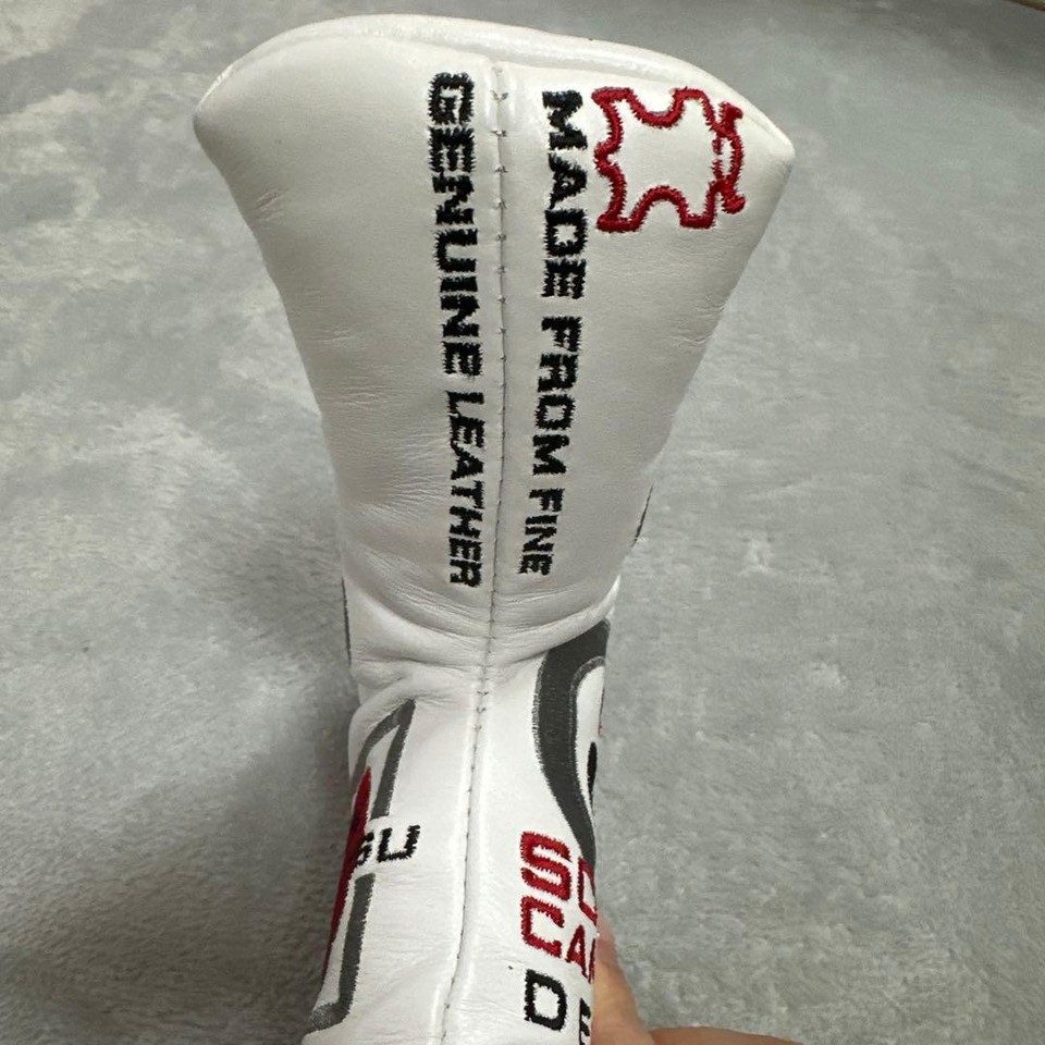 Scotty Cameron Japan Limited Japan Dog Putter Headcover White Red Blade ...