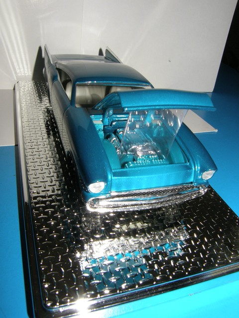 CheZoom HAWK Thom Taylor Extreme Customs Cruisers 1 24 Display Case for ...