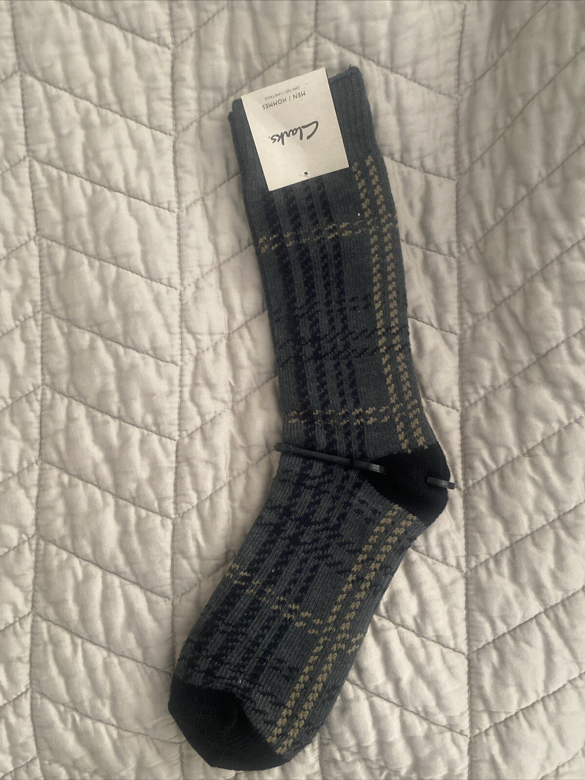 Clarks Mens Socks OS Gray Biege Plaid NWT | eBay