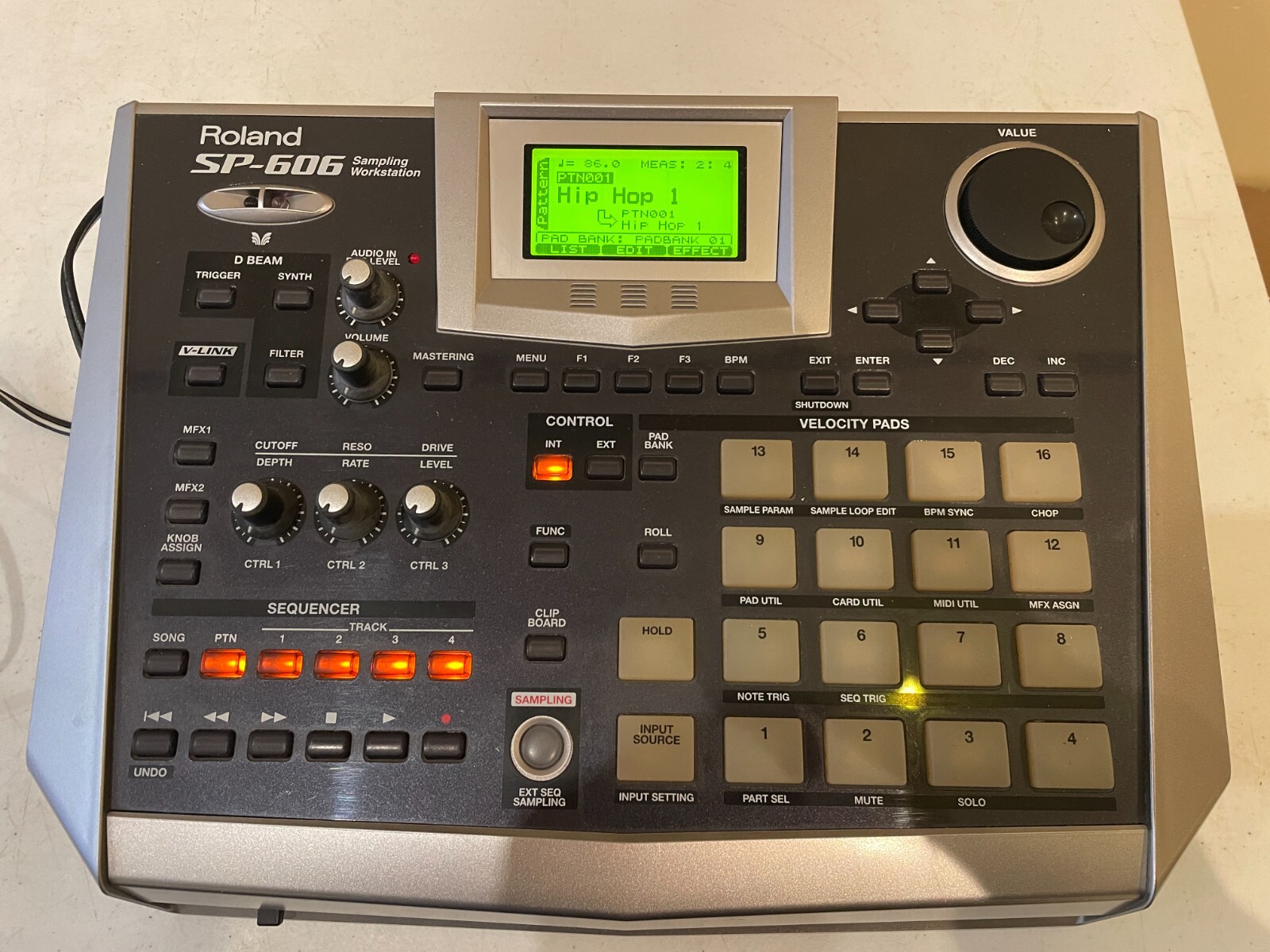 Roland SP-606 Sampling Workstation for sale online | eBay