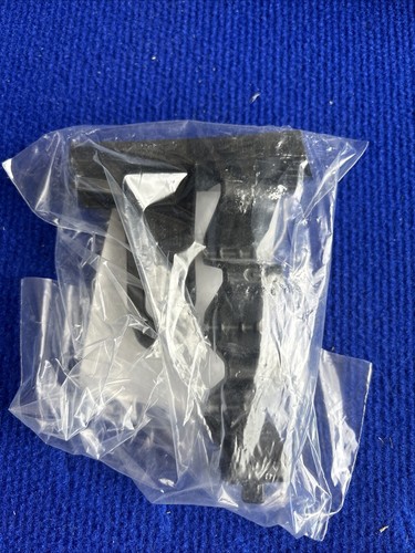 Original Audi / VW / Skoda Stoßstange Fender Halterung Leiste 8W0807333 ...