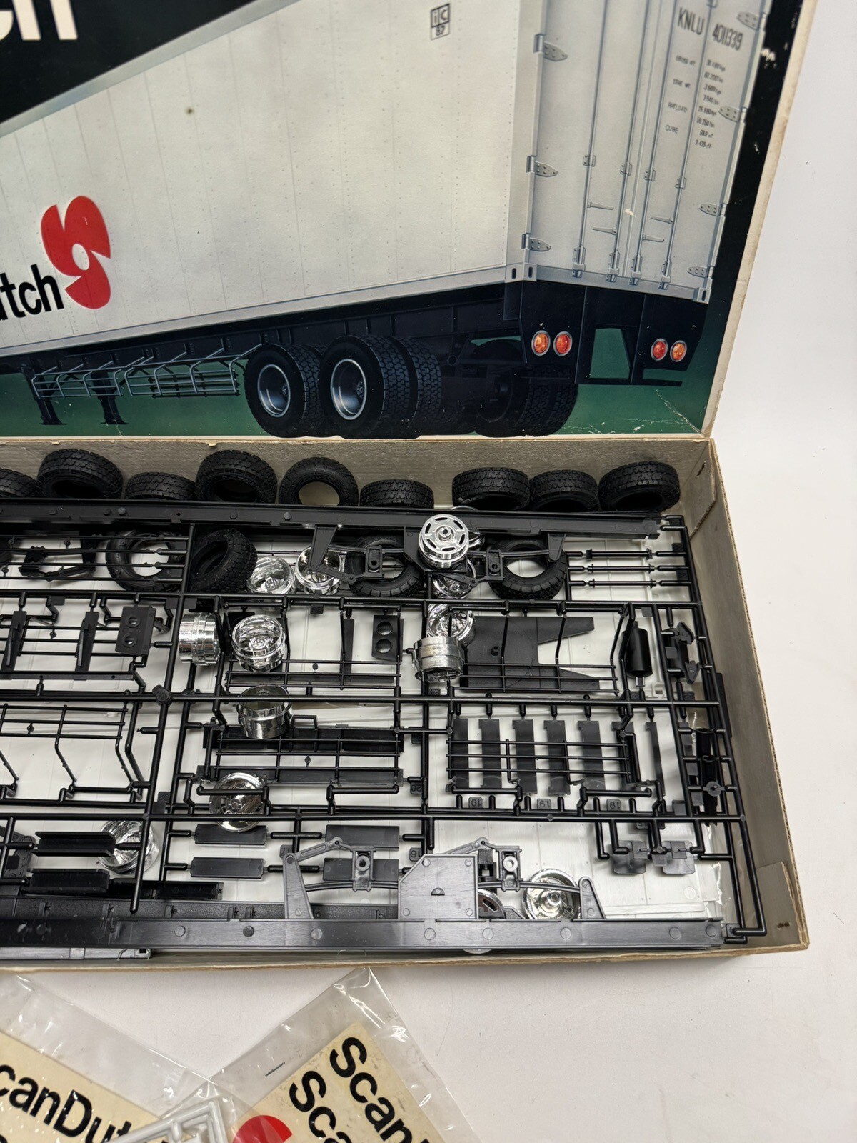 Vintage NEW OPEN BOX IMAI 1/28 Scale Model Kit Tractor Trailer ...