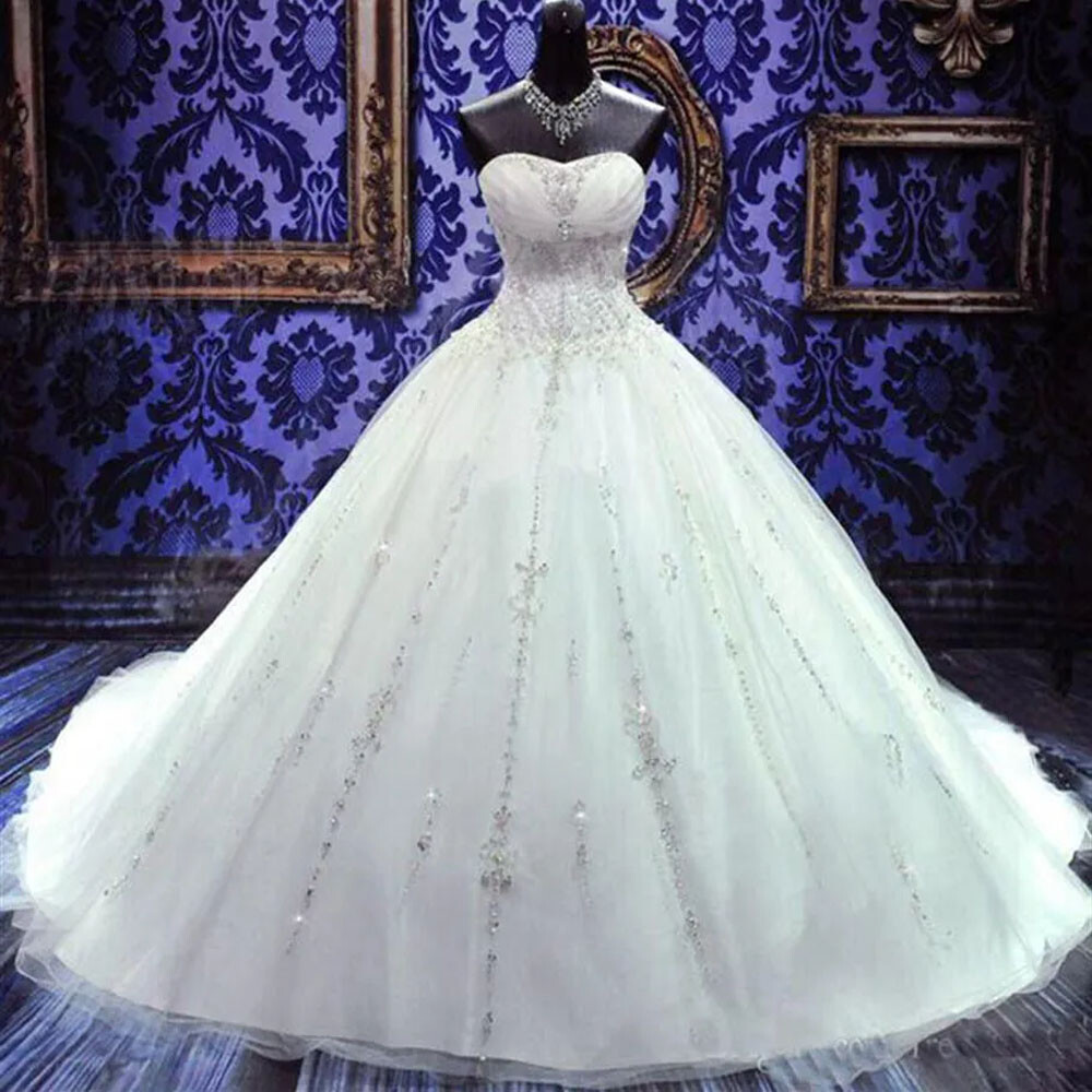 Luxury Princess Crystal Wedding Dresses Sweetheart Neck Lace-up Beaded ...
