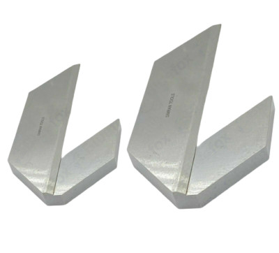 Squares - Center Finder