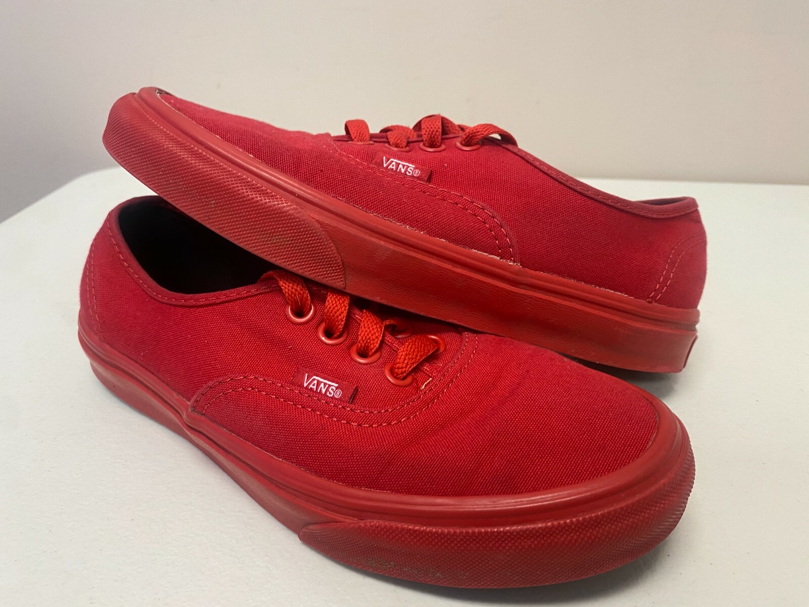 Mens 4 / Womens 5.5 Vans Red Canvas Shoe | eBay