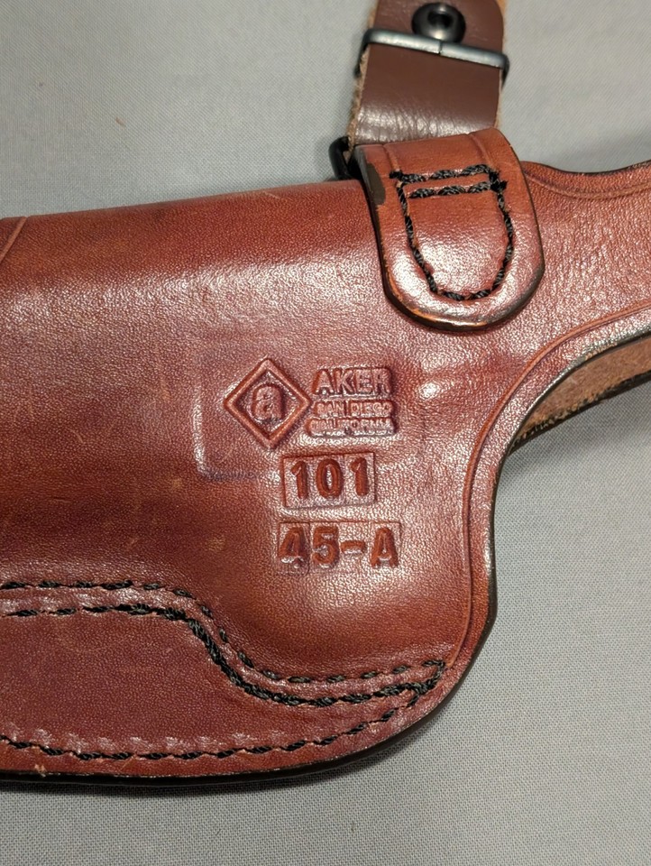 Aker 101 45-A 1911 Leather Shoulder Holster Rig Double Mag Pouch RH USA ...