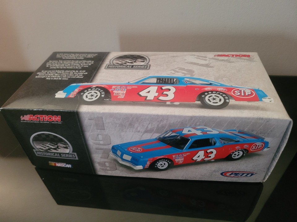 Richard Petty #43 STP 1979 Olsmobile 442 NASCAR Winston Cup Champ ...