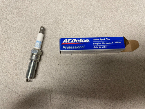 NOS AC Delco Iridium Spark Plug Fits: 2017-2022 Chevrolet Colorado ...