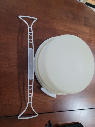 Vintage Tupperware Pie Cake Keeper Carrier 719-1 White | eBay