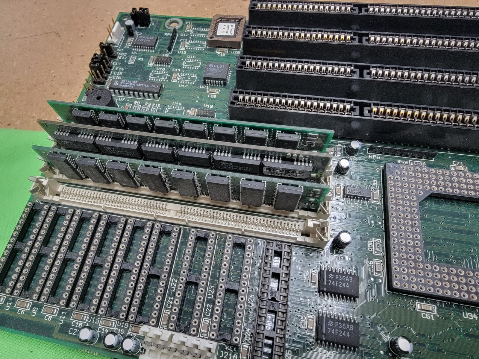 AST Advantage Pro 486SX/25 Motherboard 202560-301x3 w/ I/O Panel & Ram ...