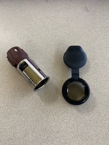 New GM Accessory Power Receptacle with Cover - GM (25774623) | eBay