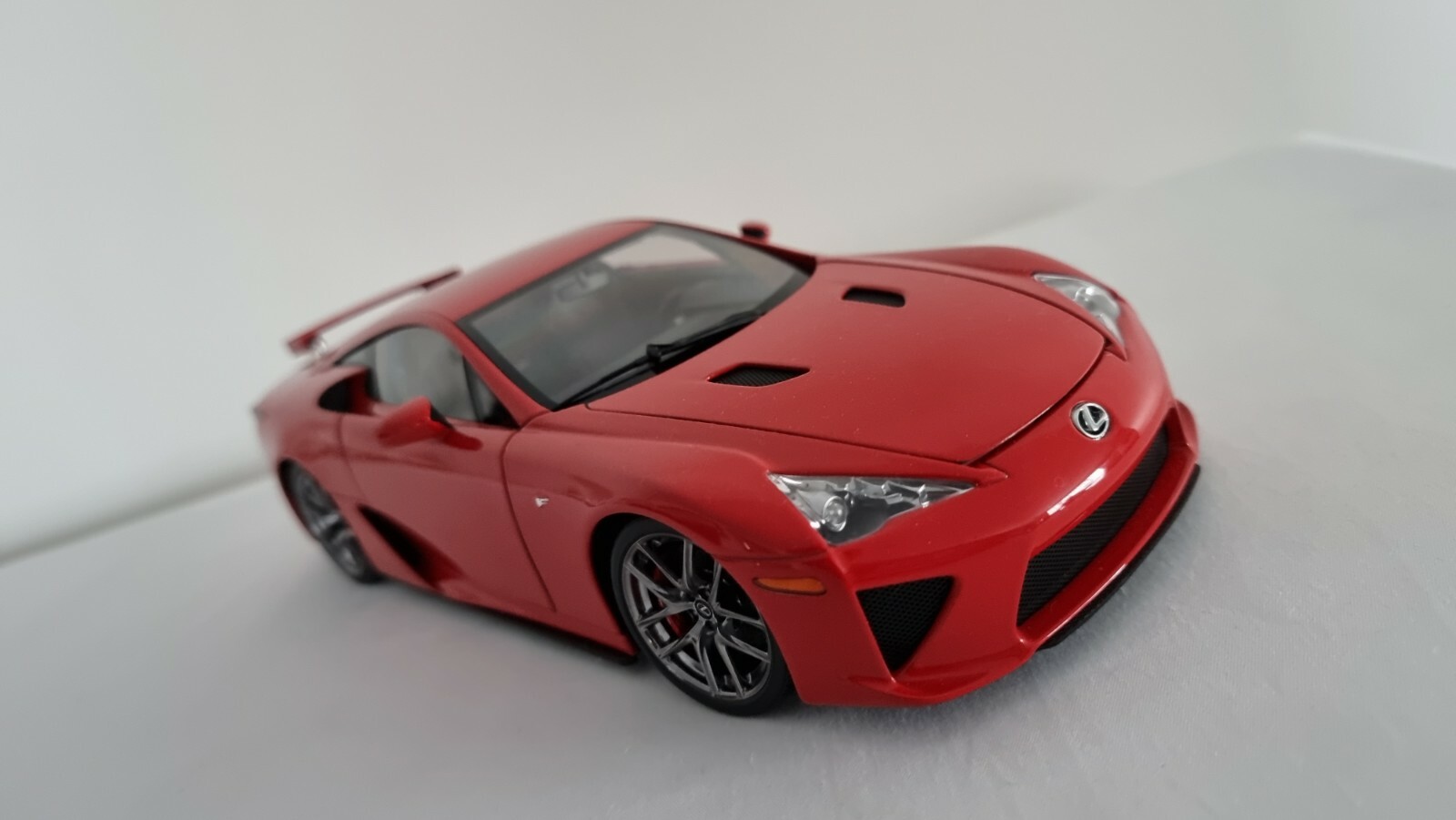 AUTOart Lexus LFA Red Diecast 1:18 78833 MEGA RARE | eBay Australia