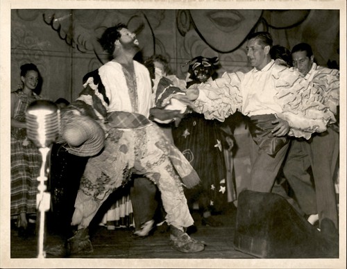 LG15 1947 Original Marvin Bloom Photo COMEDY DANCE ROUTINE Actors in ...