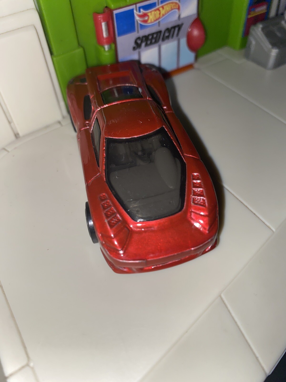 Hot Wheels Lot Of 2- 2001 B Engineering Edonis Red & Blue 1:64 Scale ...