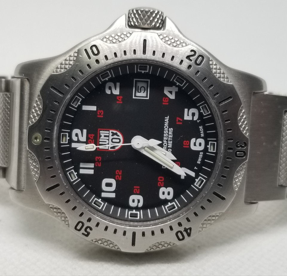 FARW328 Swiss Lumi•nox Series 8000 Professional Diver Wrist Watch ...