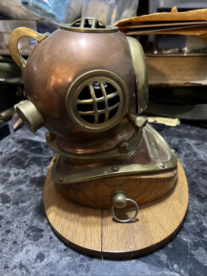 Us Navy Named Divers Helmet Clock Very Nice See Pics | eBay