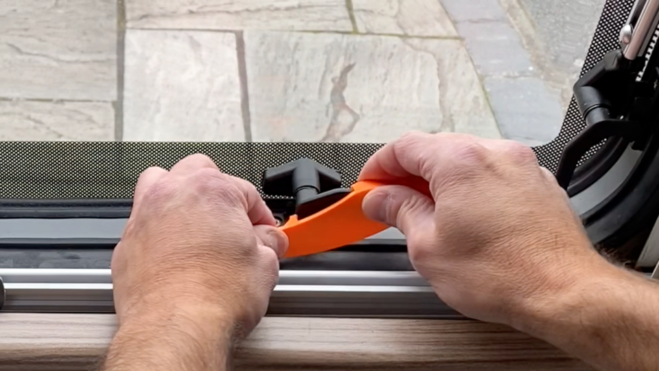 Window Security Lock - PolyPlastic, Seitz/Dometic Plastoform (Caravan ...