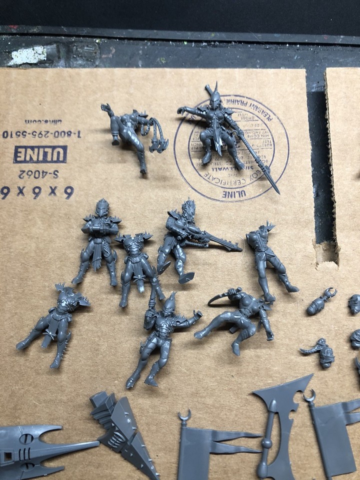 Dark Eldar Drukhari Army Lot – Venom / Raider Crews + Bits - Warhammer 40k | eBay