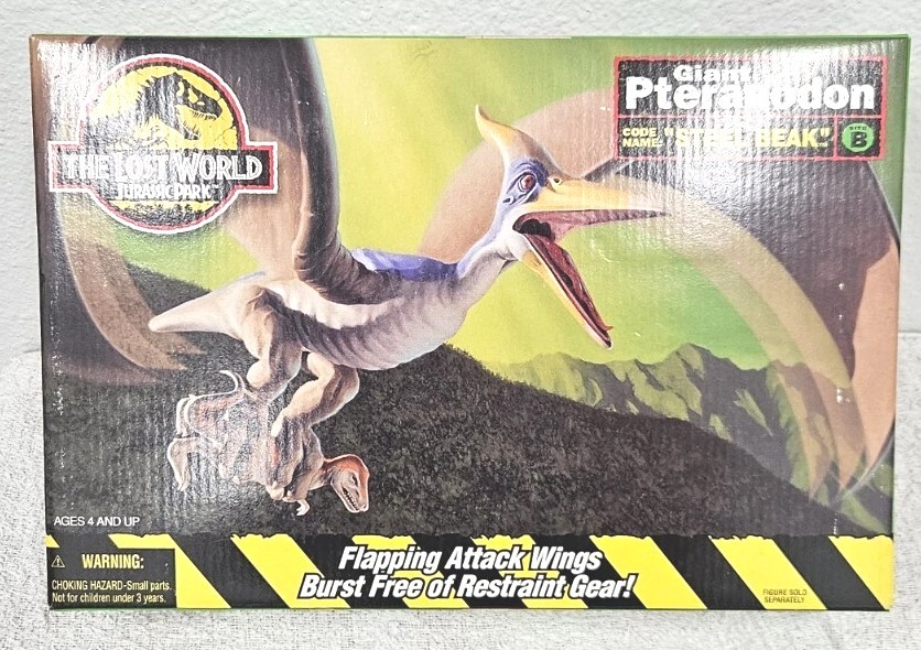 NEW Jurassic Park - The Lost World 1996 Giant Pteranodon Steel Beak Toy