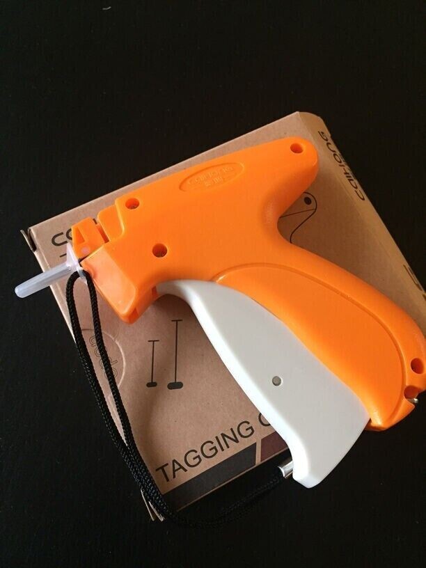 Garment CLOTHING PRICE LABEL TAGGING TAG TAGGER GUN WITH 2000 BARBS 1 ...