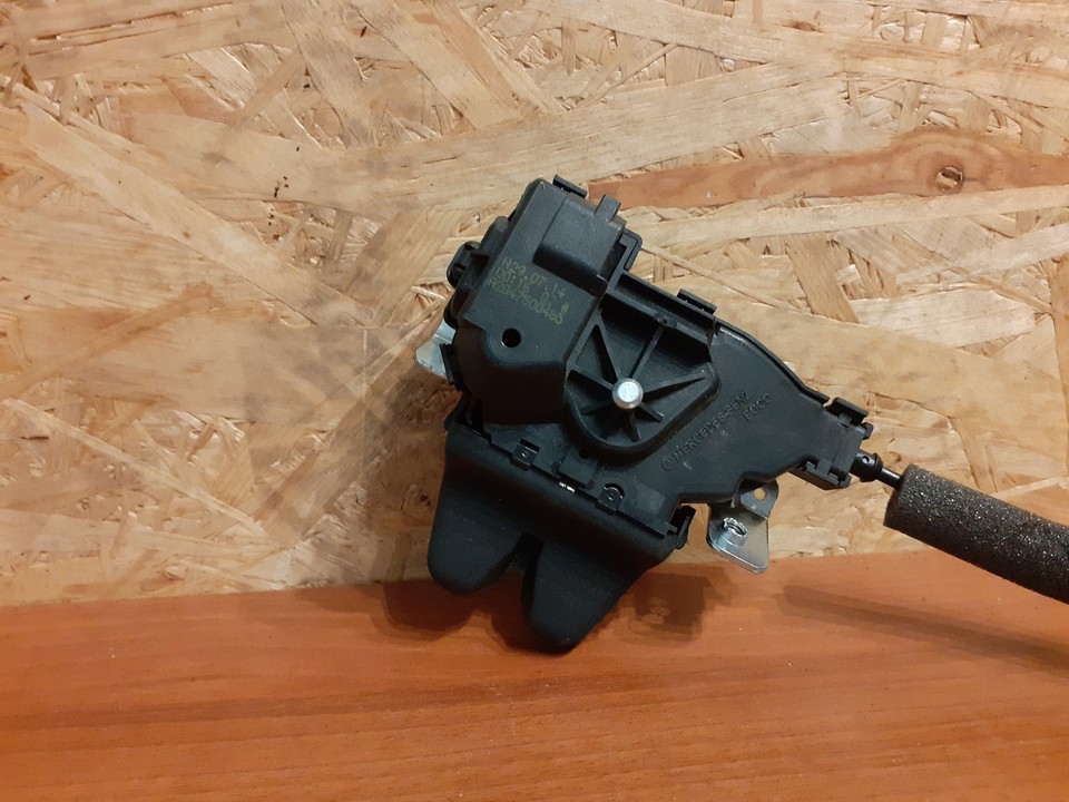 MERCEDES-BENZ E W212 Heckklappenschloss A2047500485 A2047500061 #286 ...