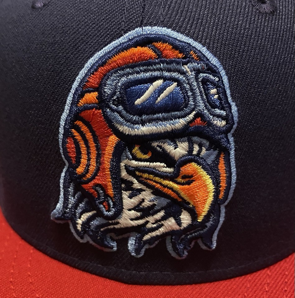 Clink Room 7 1/4 Ace Eagles By Wynne Studios. Never Worn. | eBay