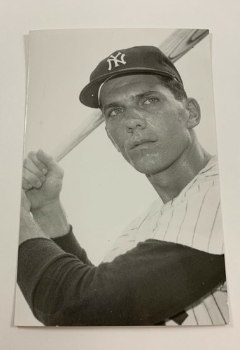 Phil Linz New York Yankees Vintage Baseball Postcard NYY | eBay