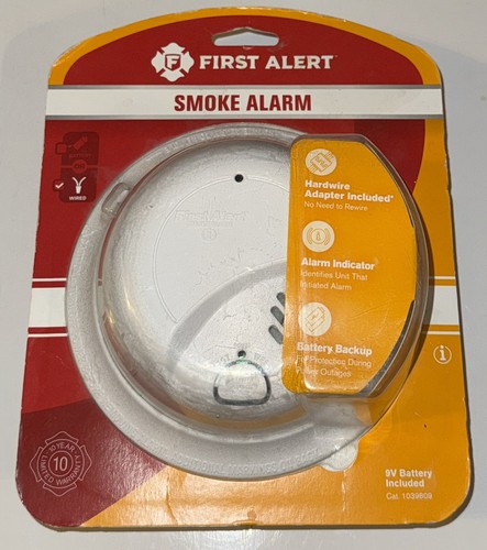 FIRST ALERT 9120B Smoke Detector - Alarm Hardwired AC with Battery ...