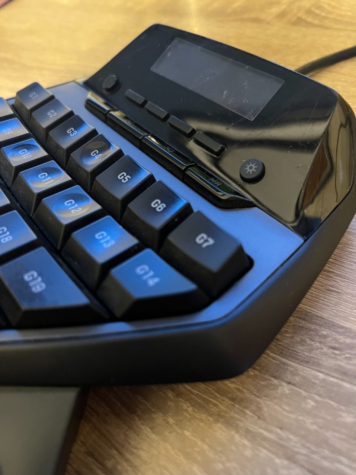 Logitech G13 Programmable Gameboard with LCD Display | eBay