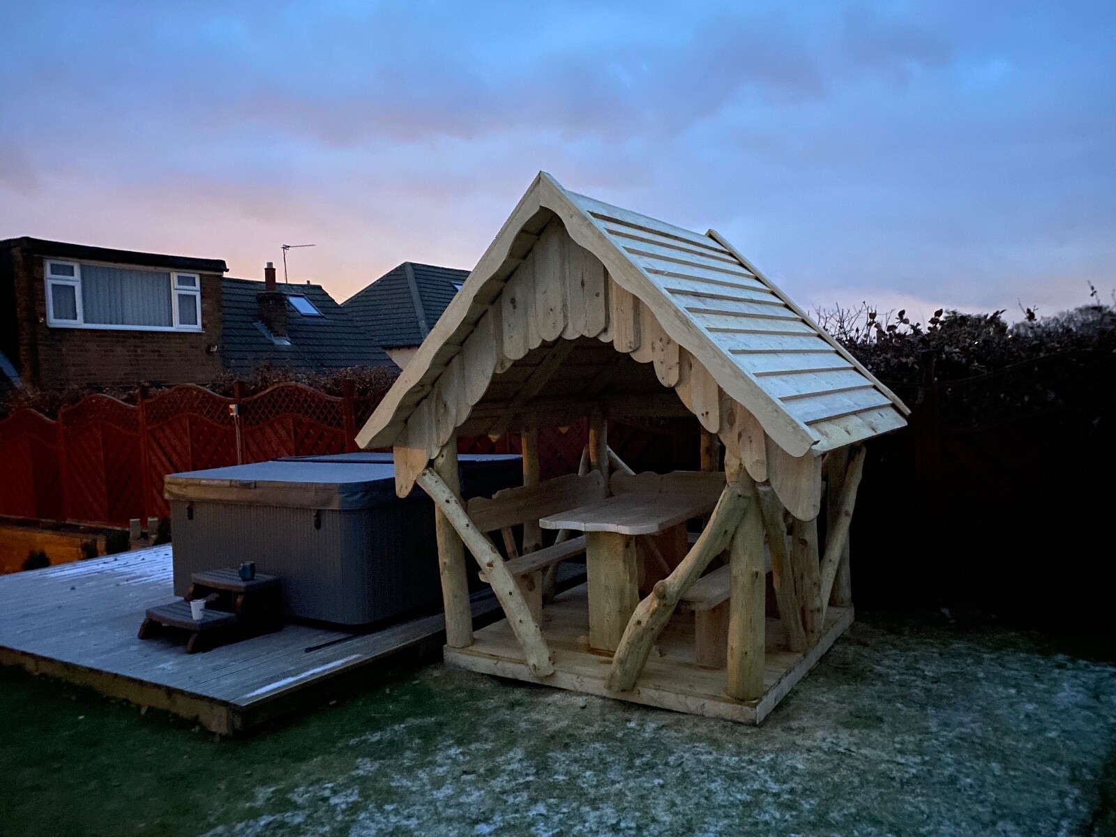 Log Gazebo,Bespoke,Tree Trunk,Hot Tub Shelter,Handmade Pavilion,Wooden ...