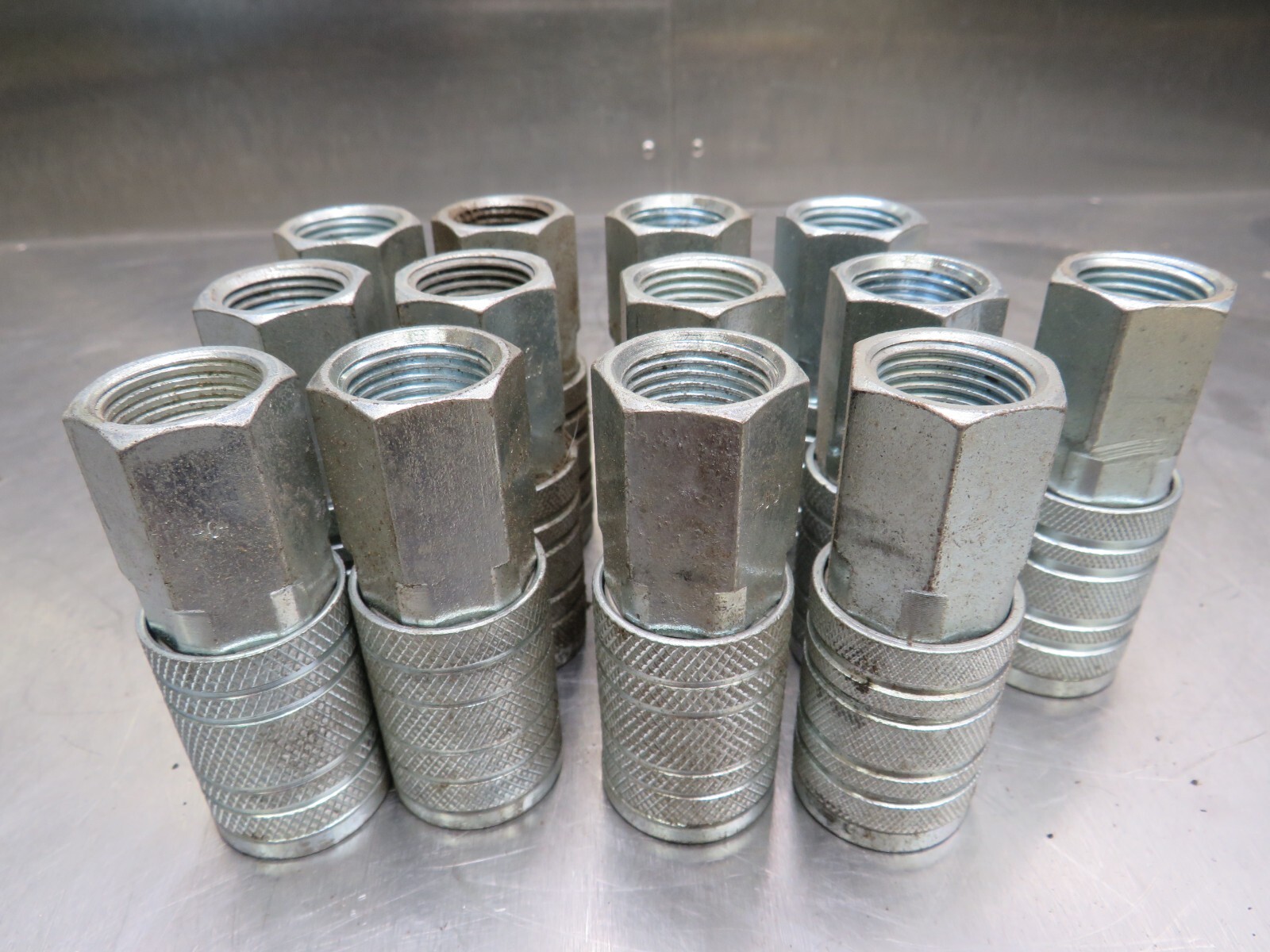 Amflo C10 Quick Coupler 1/2" Female Lot of 5! | eBay