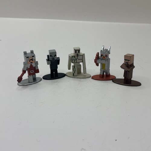Minecraft Nano Metalfigs Diecast Mini Figures Iron Golem Villager ...