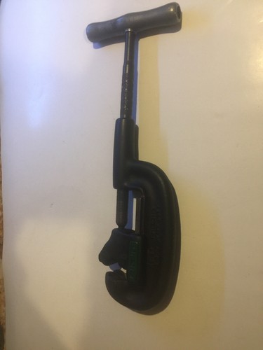 Ridgid 32820 Heavy Duty 1/8"-2" Pipe Cutter 2-A Adjustable | eBay