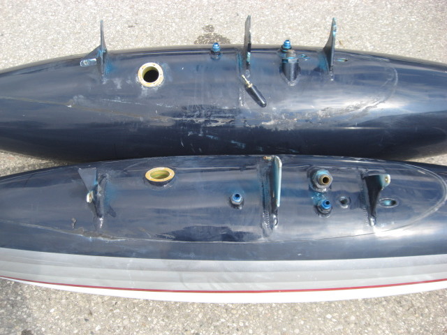Wing Tip Fuel Tanks - Piper Cheyenne II XL - PN: 55896-02 and 55896-03 ...