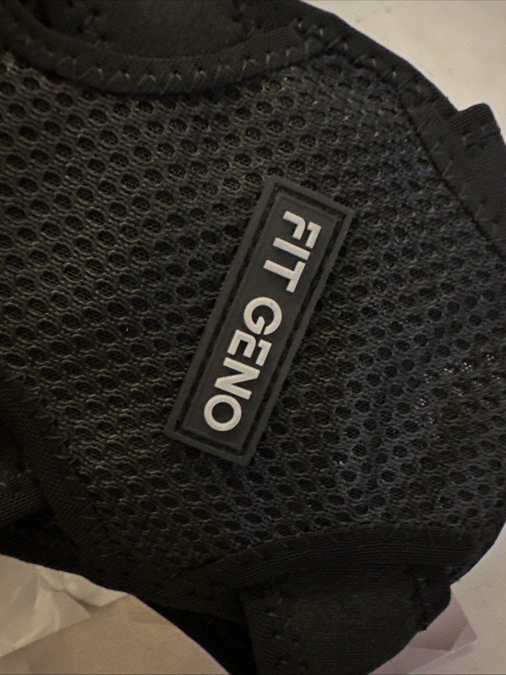 Fit Geno Back Brace Posture Corrector for Women and Men, Small , Black ...