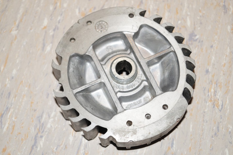 1125 Original Stihl 034 036 036QS MS 340 360 Schwungrad Polrad 1125 400 ...