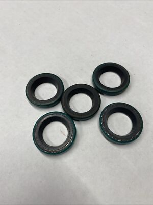 Five Evinrude Johnson Outboard Oil Seal Retainers 332205 BB-306 | eBay