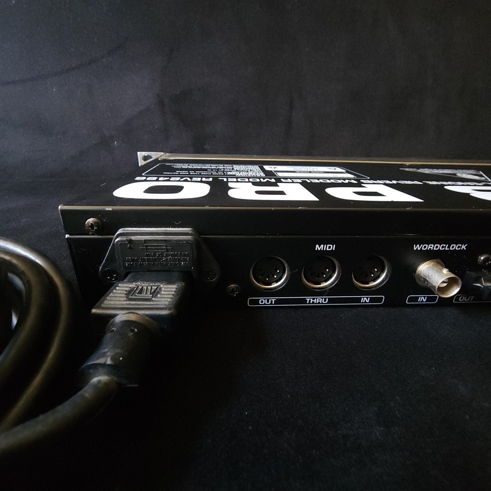 Silver Professional Studio Behringer V-VERB PRO REV2496 Effects Rack ...