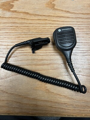 Motorola Speaker Microphone PMMN4045A XTS 1500 , XTS 2500 , HT 1000 ...