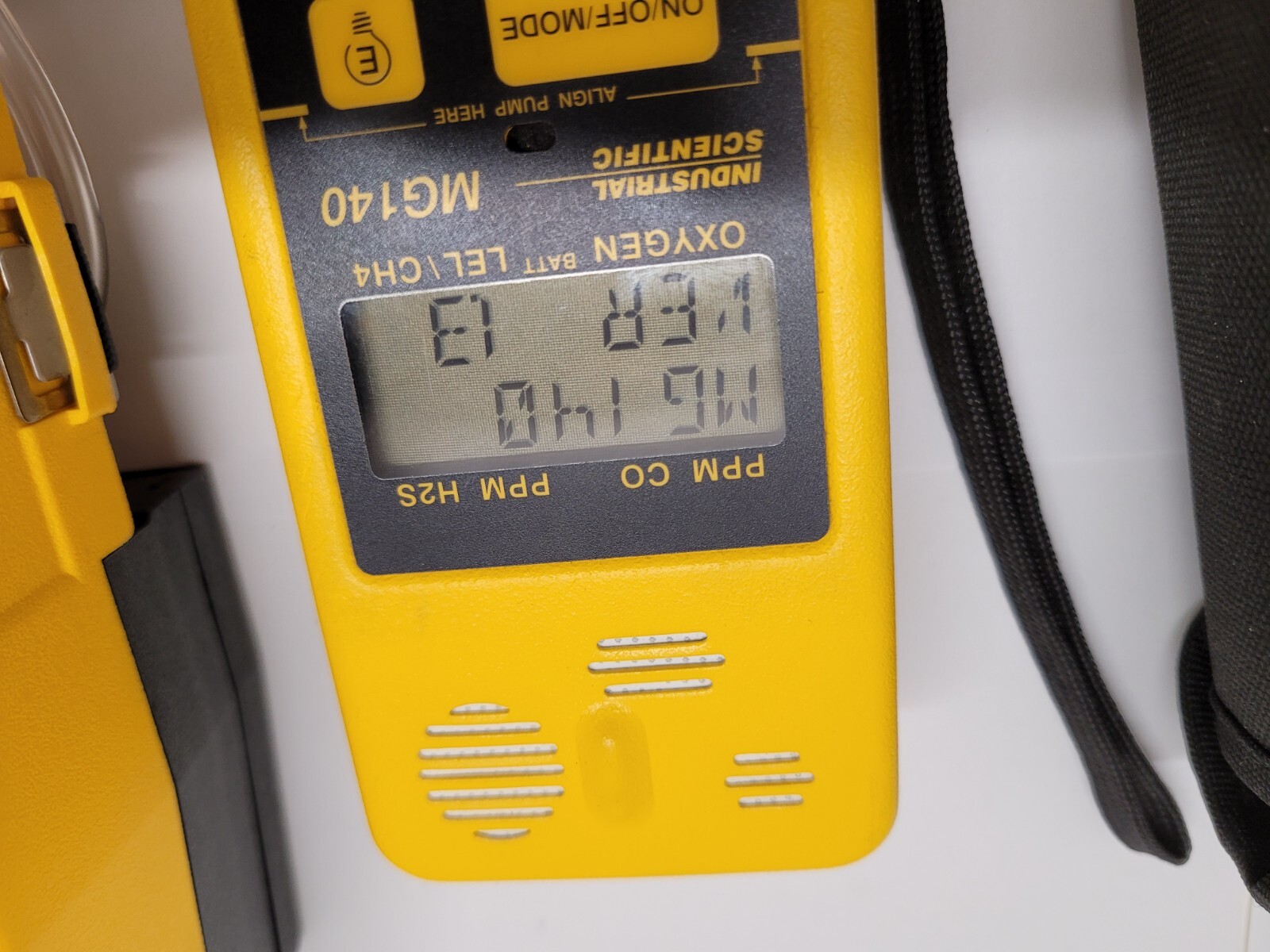 Industrial Scientific MG140 Multi-Gas Monitor AND SP100 Sampling Pump w ...