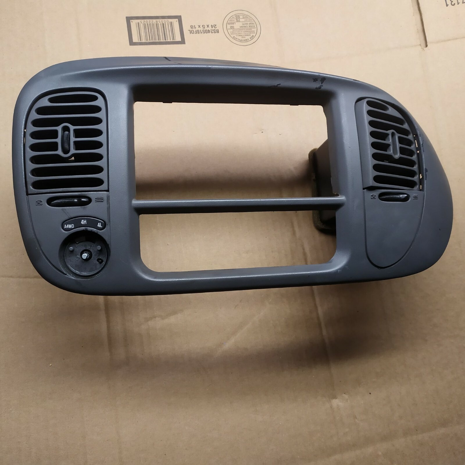 🔥97-03 Ford F150 Center Dash Radio Climate BEZEL TRIM Panel Line GRAY ...