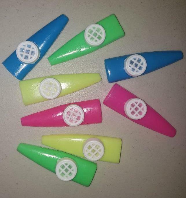 24 - Assorted Color Large 3" Plastic Kazoos Bulk Wholesale | eBay
