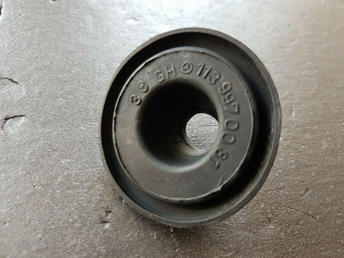 Mercedes W113 W108 W109 W114 W115 Grommet Seal Rubber Genuine ...