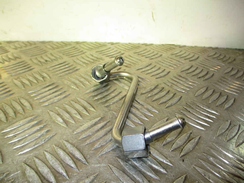 2019 Nissan Qashqai 1.3 Turbo Petrol HR13. Fuel Injector Pipe ...