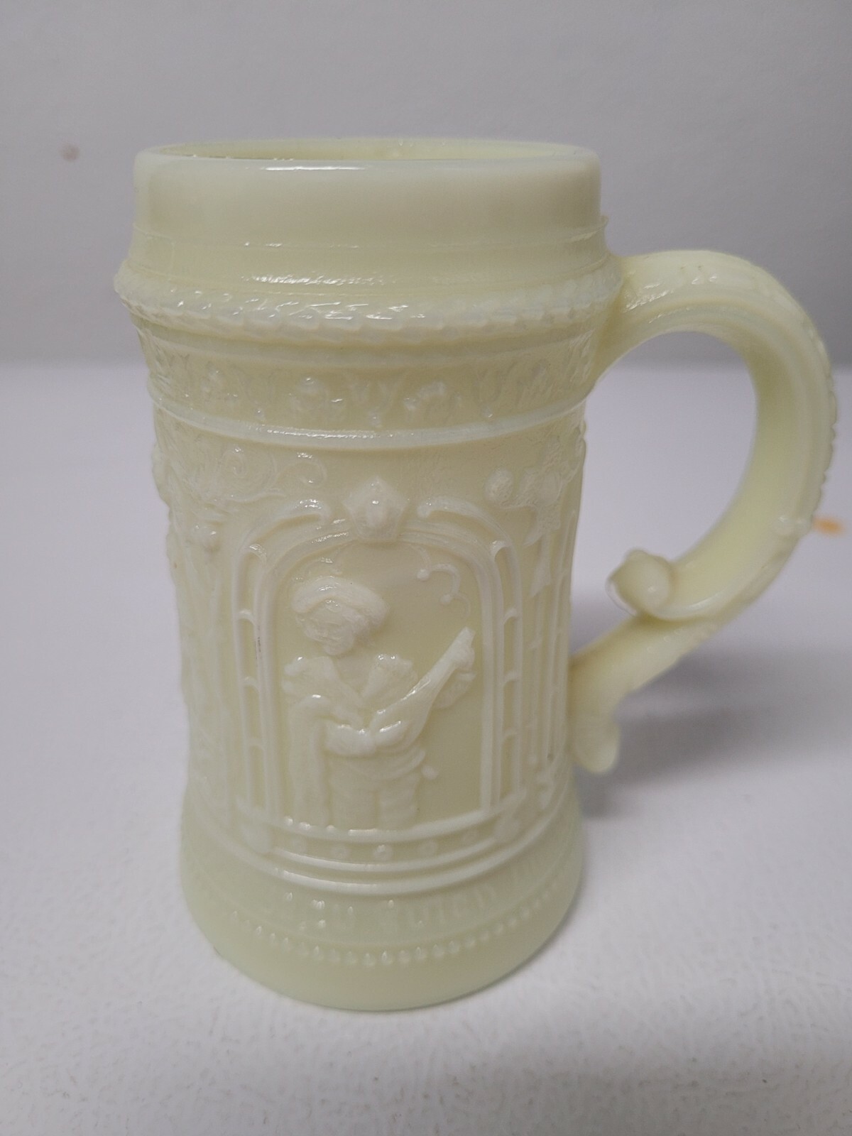 Westmoreland Greentown Serenade Antique Yellow Milk Custard Glass Stein ...