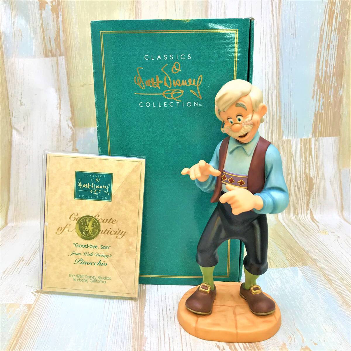 Disney WDCC Pinocchio Good-bye, Son Geppetto Figurine | eBay