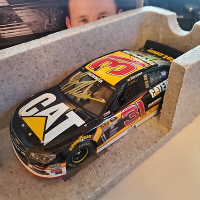 2016 Ryan Newman Dual Autographed #31 Caterpillar Nascar Diecast 1:24 ...