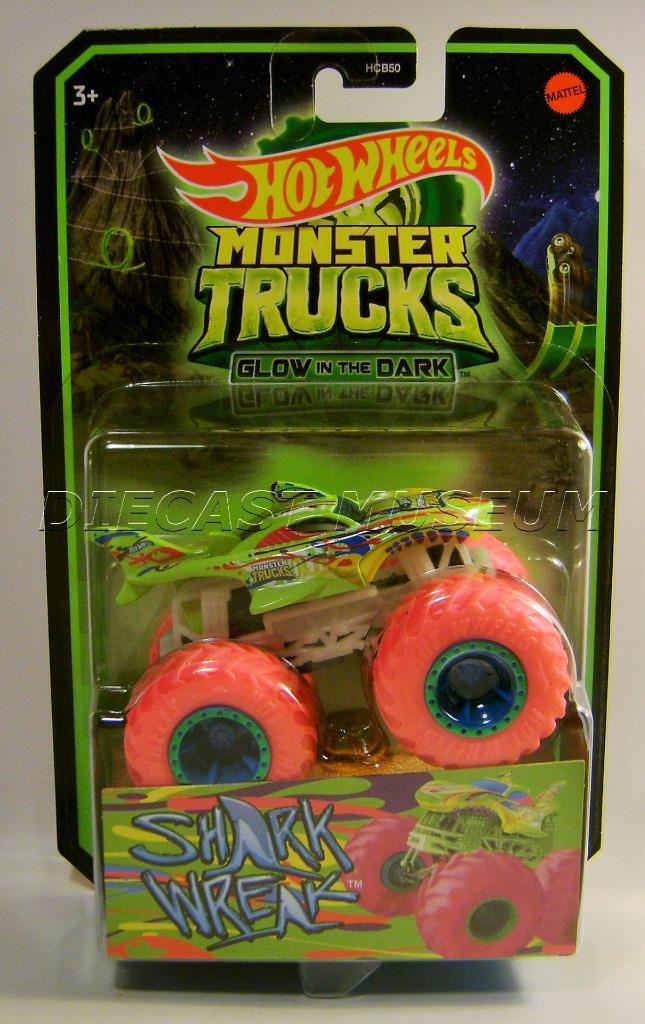 SHARK WREAK JAWS GLOW IN THE DARK MONSTER JAM TRUCK 1:64 HOT WHEELS ...