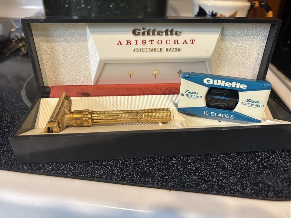 VINTAGE RARE 1960’S GILLETTE ARISTOCRAT ADJUSTABLE RAZOR SHAVING SET | eBay